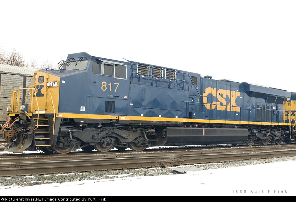CSX 817